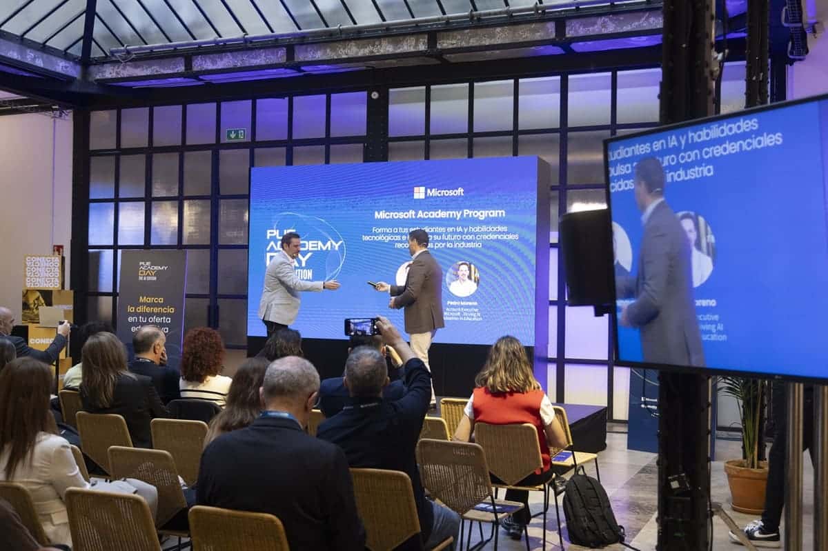 PUE Academy Day 2026: La inteligencia artificial protagoniza el evento